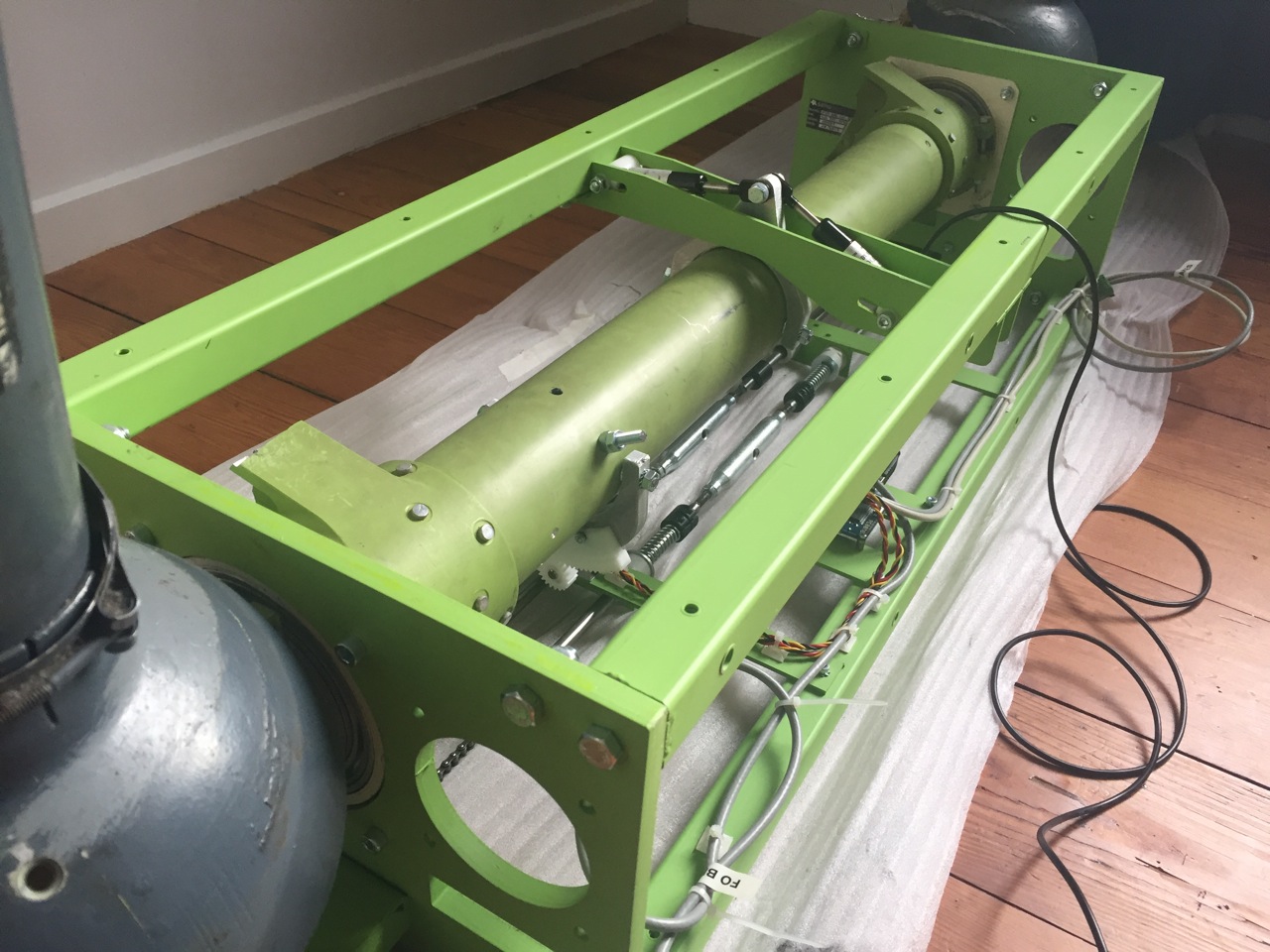 Boeing 737 Control Columns – Blue Marble Research